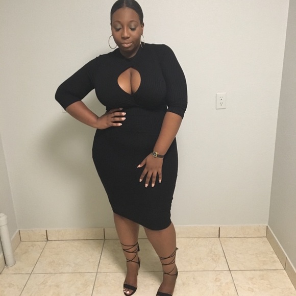 Dresses | Black Plus Size Keyhole Dress | Poshmark